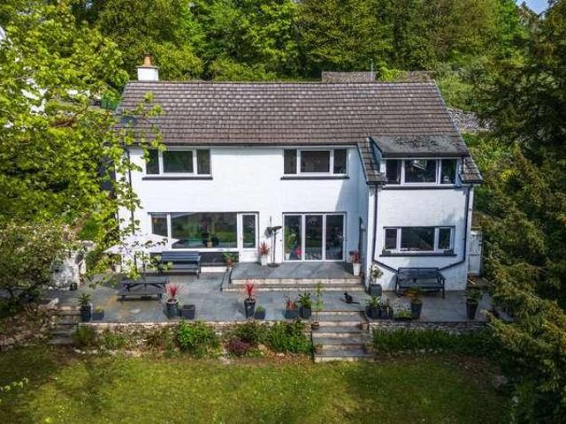 4 bed house for sale
