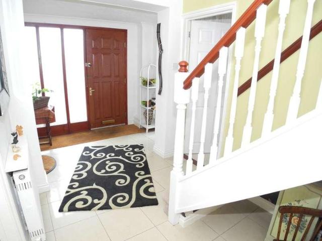 4 bed house for sale