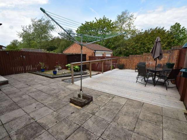 4 bed house for sale