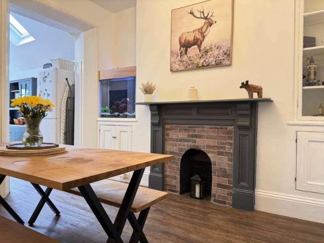 4 bed house for sale