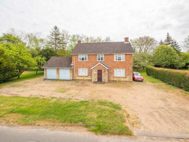 4 bed house for sale