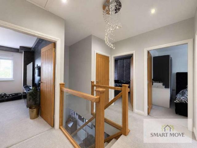 4 bed house for sale