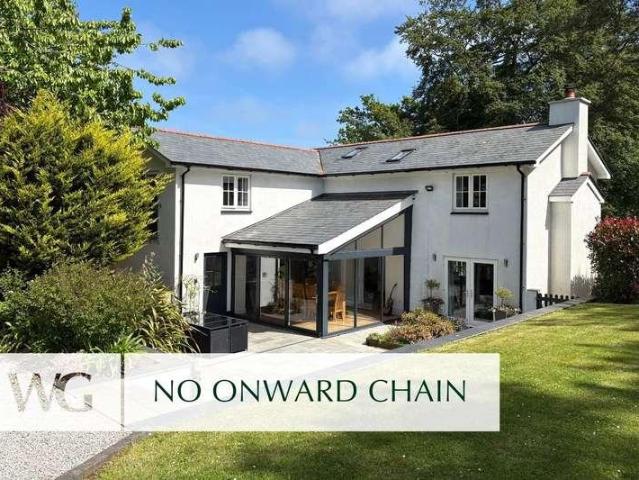 4 bed house for sale