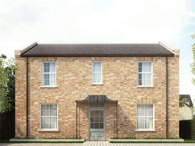 4 bed house for sale