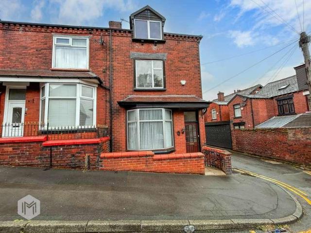 4 bed house for sale