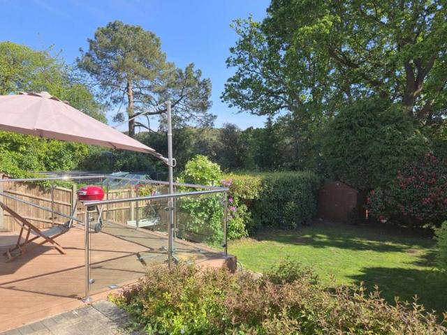 4 bed house for sale