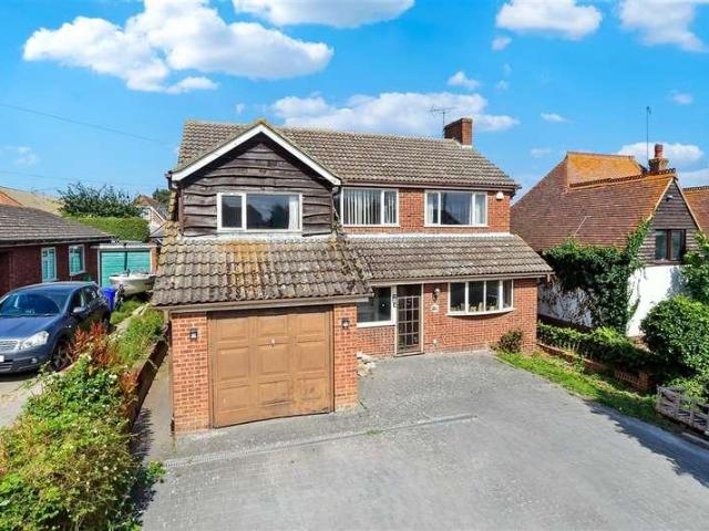 4 bed house for sale