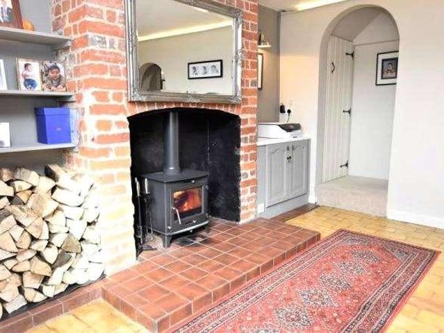 4 bed house for sale