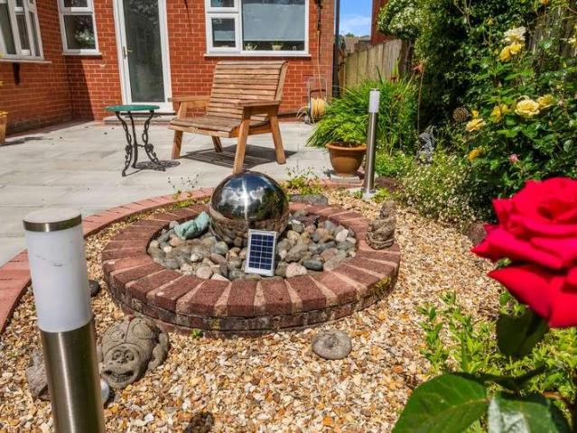 4 bed house for sale
