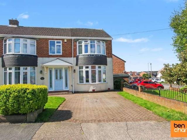4 bed house for sale
