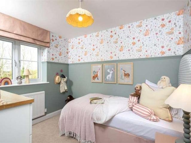 4 bed house for sale