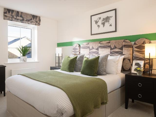 4 bed house for sale