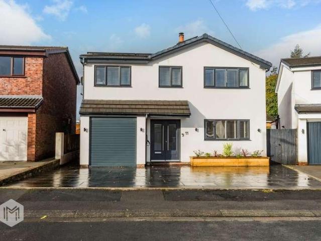 4 bed house for sale