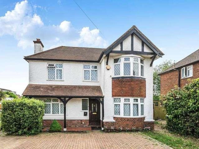 4 bed house for sale