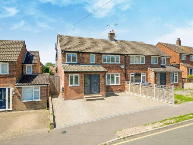 4 bed house for sale