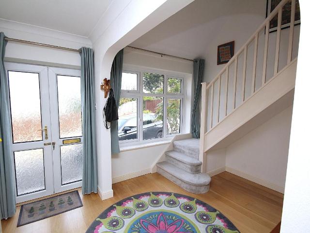 4 bed house for sale