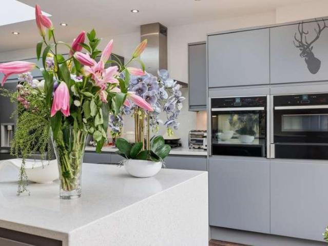 4 bed house for sale