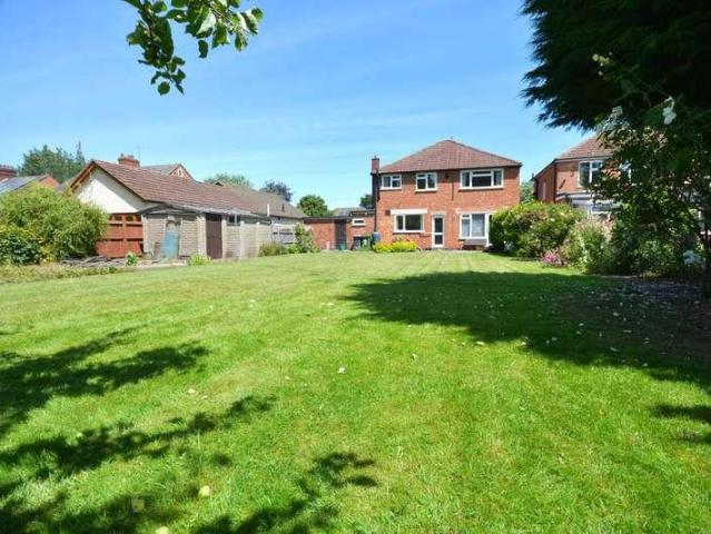 4 bed house for sale