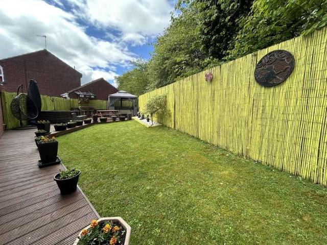4 bed house for sale