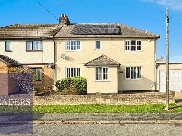 4 bed house for sale