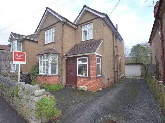 4 bed house for sale