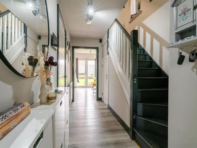 3 bed house for sale