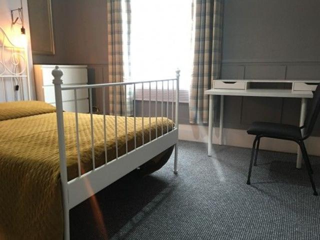 4 Bed Kesteven Street â€“ 4 Bed