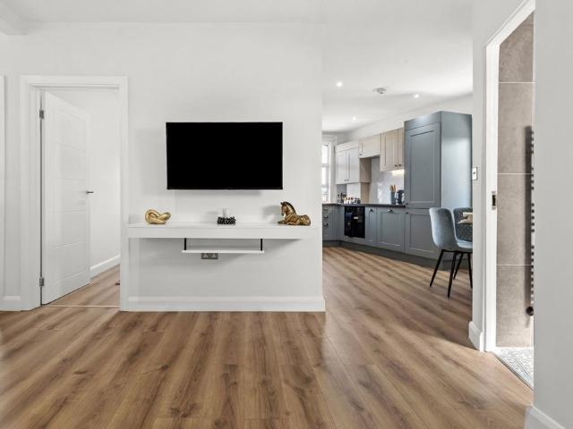 4 Bed Maisonette, High Road Leytonstone, E15