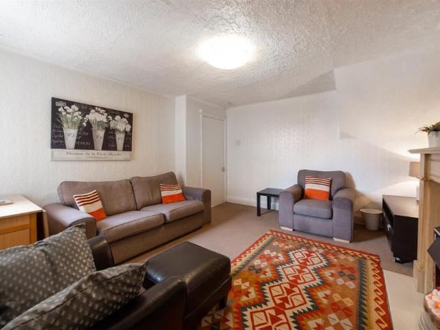 4 bed maisonette to rent in Rokeby Terrace, Heaton, NE6