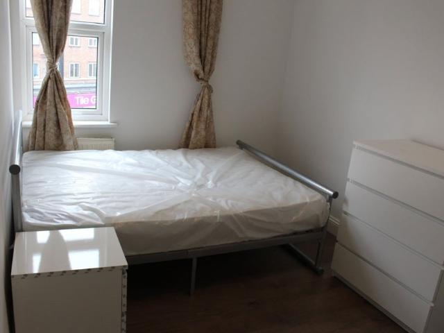 4 Bed Maisonette, Tooting High Street, SW17