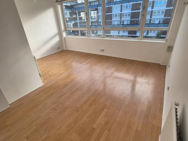 4 Bed Newly Renovated Canary Wharf 2800