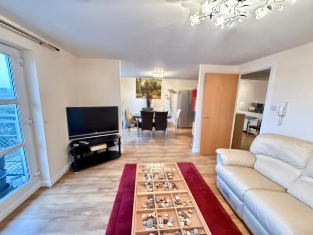 4 Bed Penthouse, Links Road, AB24