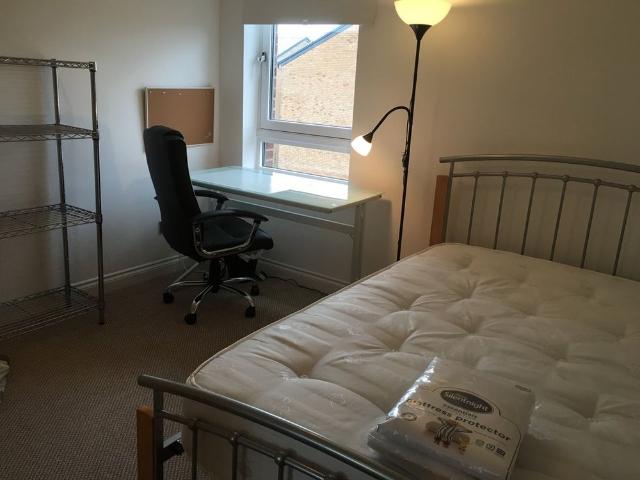 4 Bed Penthouse, Minerva Way, G3