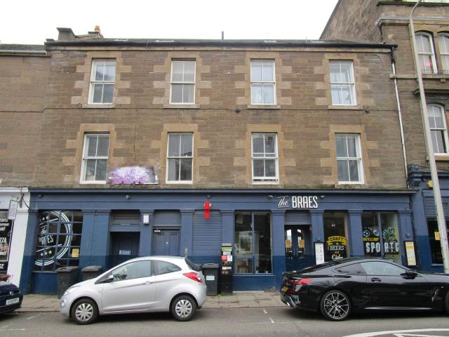 4 bed property to rent