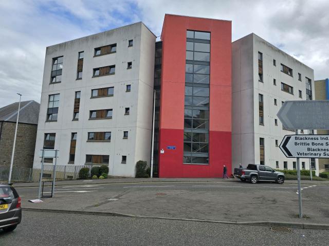 4 bed property to rent