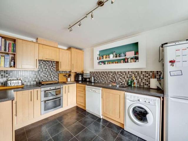 4 bed property for sale