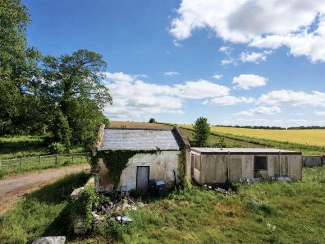 4 bed property for sale