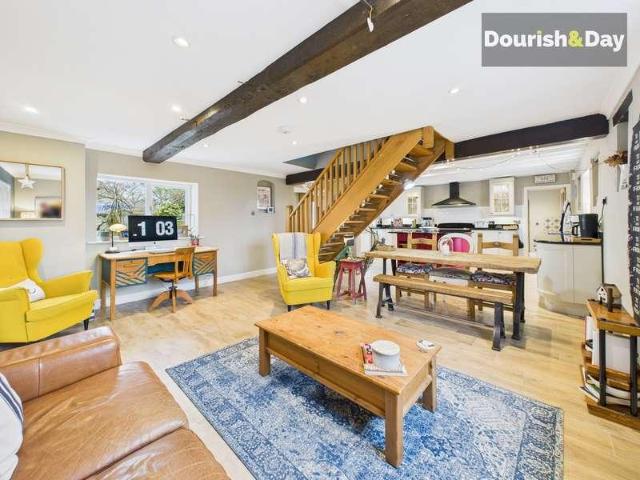 4 bed property for sale