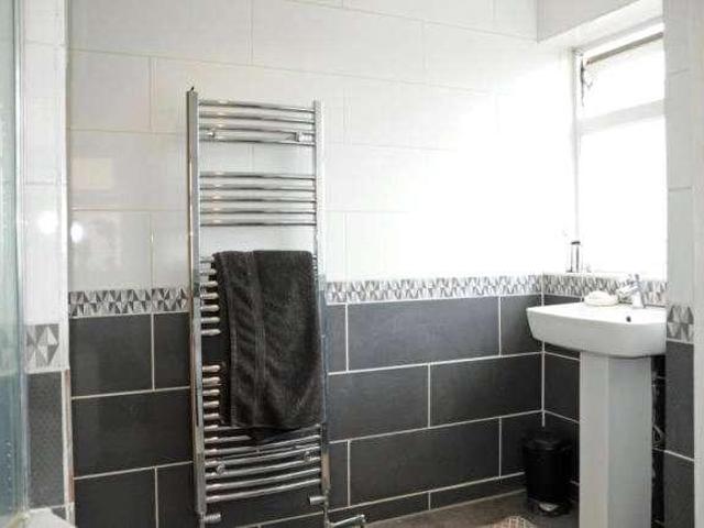4 bed property for sale