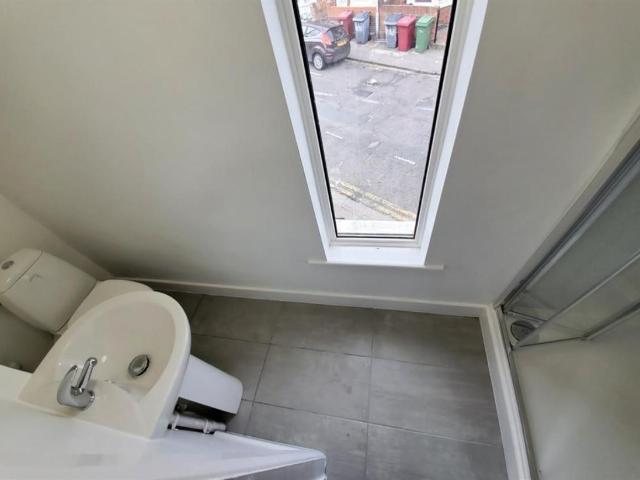 4 bed property for sale