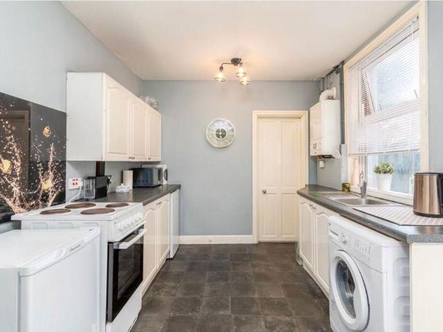 4 bed property for sale