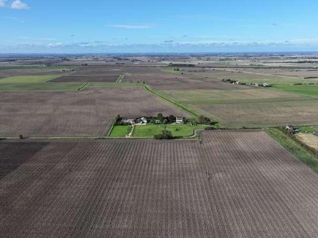 4 bed property for sale