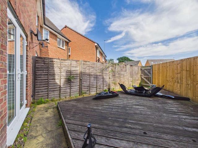4 bed property for sale
