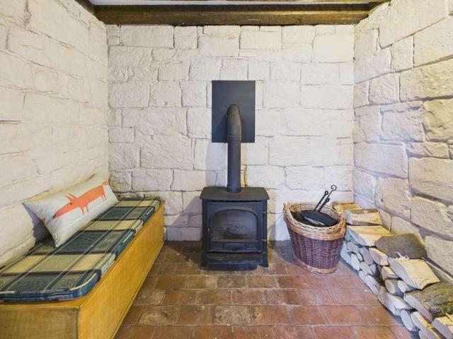 4 bed property for sale