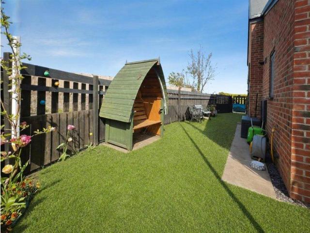 4 bed property for sale