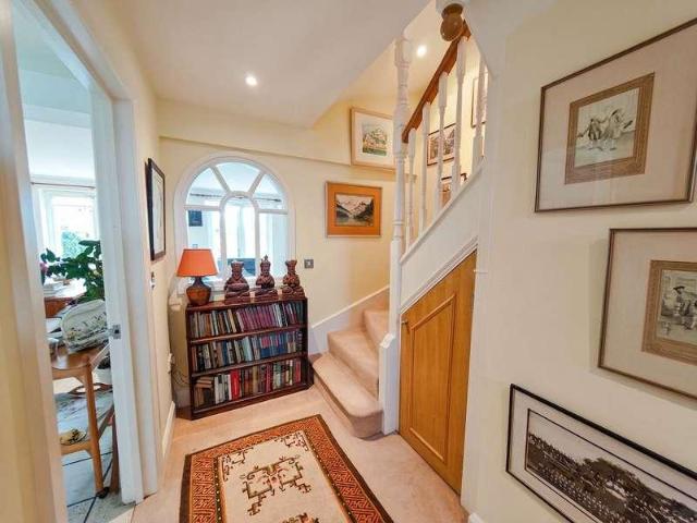 4 bed property for sale