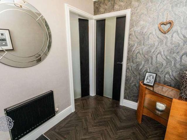 4 bed property for sale