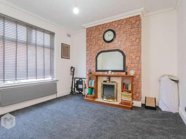 4 bed property for sale