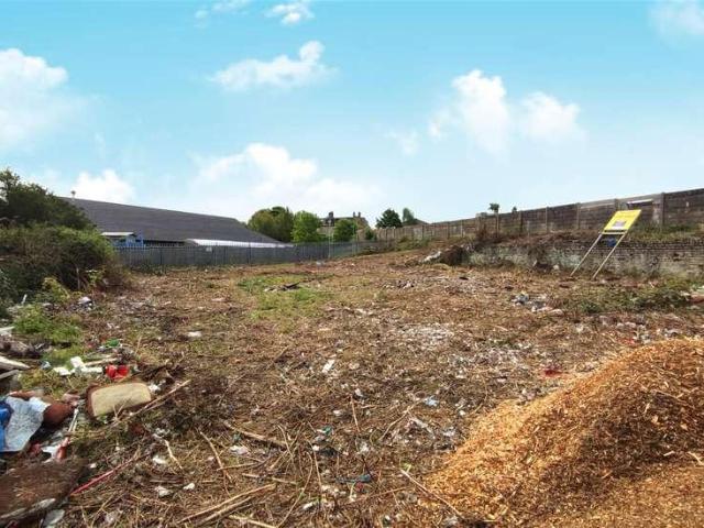 4 bed property for sale