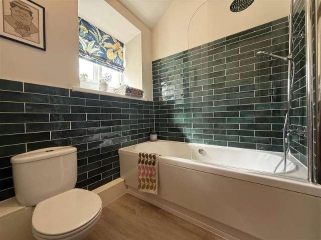 4 bed property for sale